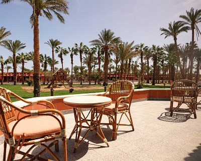 Bathing on the Red Sea - Calimera Blend Paradise!