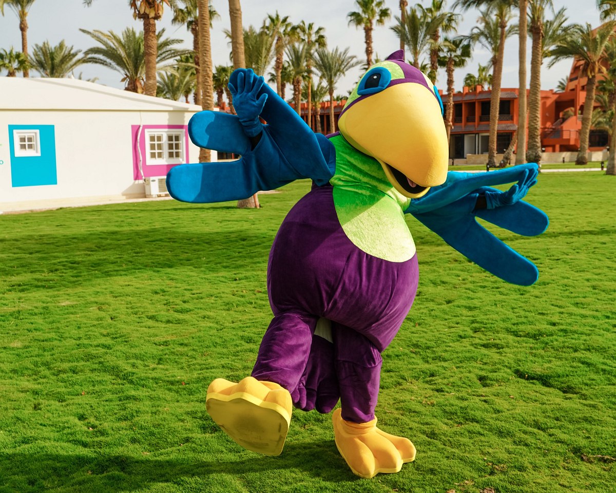 Bathing on the Red Sea - Calimera Blend Paradise!