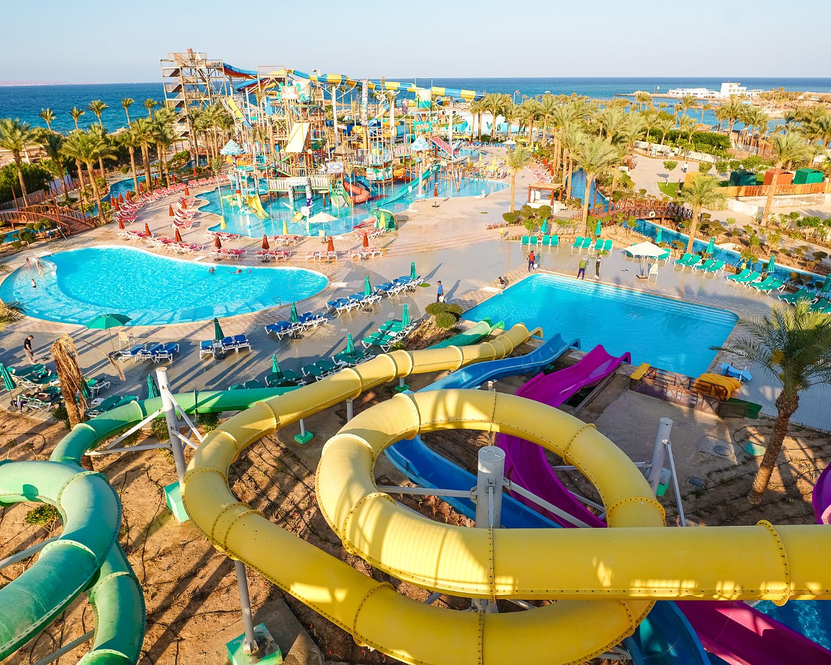 Bathing on the Red Sea - Calimera Blend Paradise!